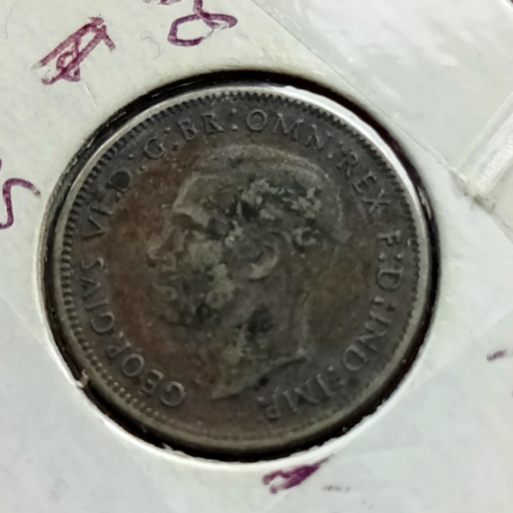 Australia 1940 Shilling Silver - Gem
